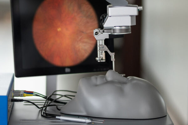 Eyesi Surgical - InnZ Medical